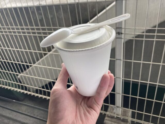 コストコフードコート新作のコーンチャウダー！クリーミーな味わいで具材がいっぱい