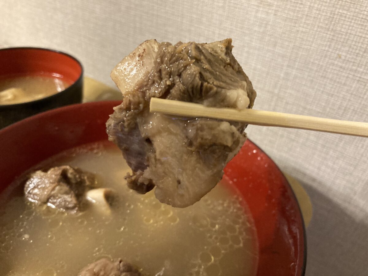 コストコ新商品GYUNWOO宮の王カルビタン！柔らかい骨付き肉とさっぱりスープ