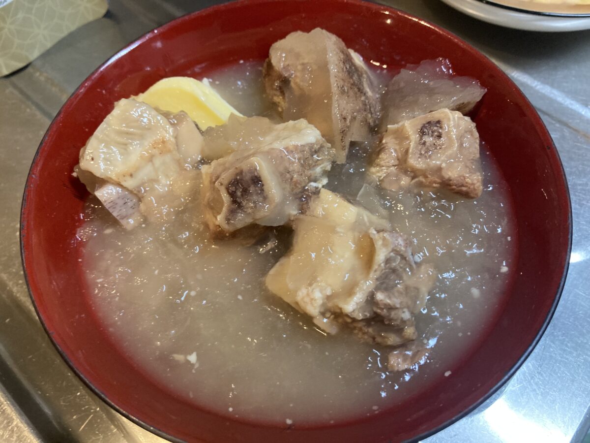 コストコ新商品GYUNWOO宮の王カルビタン！柔らかい骨付き肉とさっぱりスープ