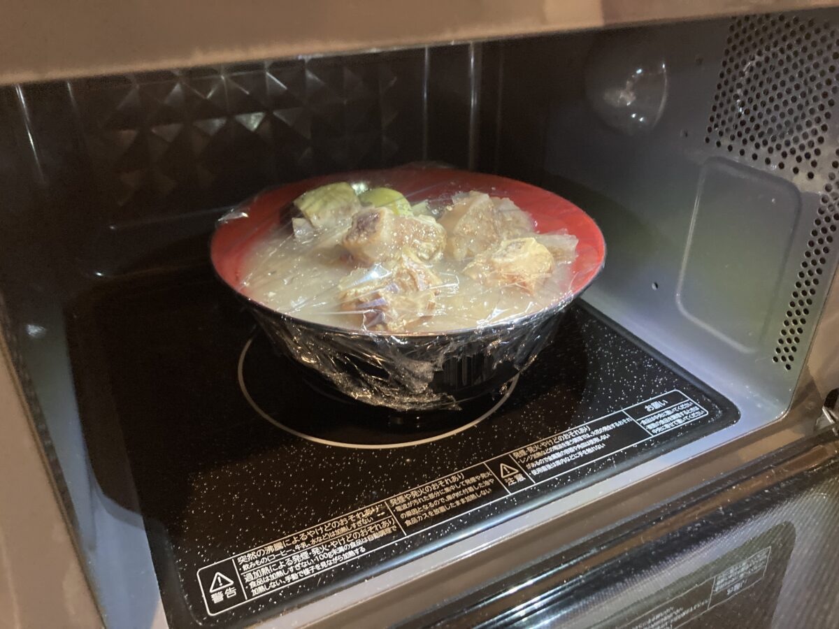 コストコ新商品GYUNWOO宮の王カルビタン！柔らかい骨付き肉とさっぱりスープ