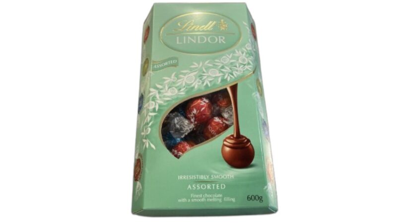 【コストコ】リンツに4種類の味が楽しめるリンドールグリーンアソートが新登場！