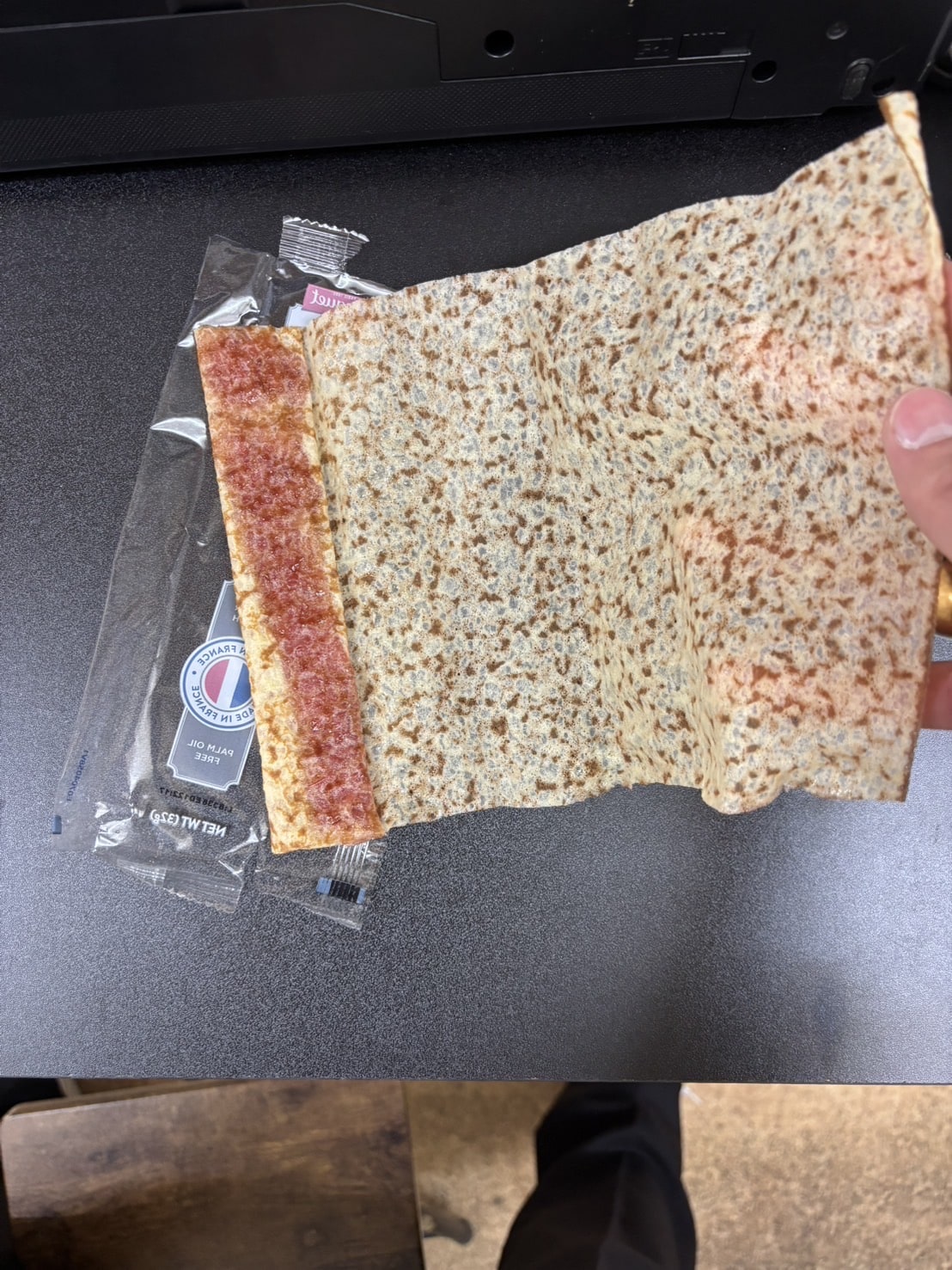 コストコベーカリーで人気のJacquetミニクレープに新味ストロベリーが登場！