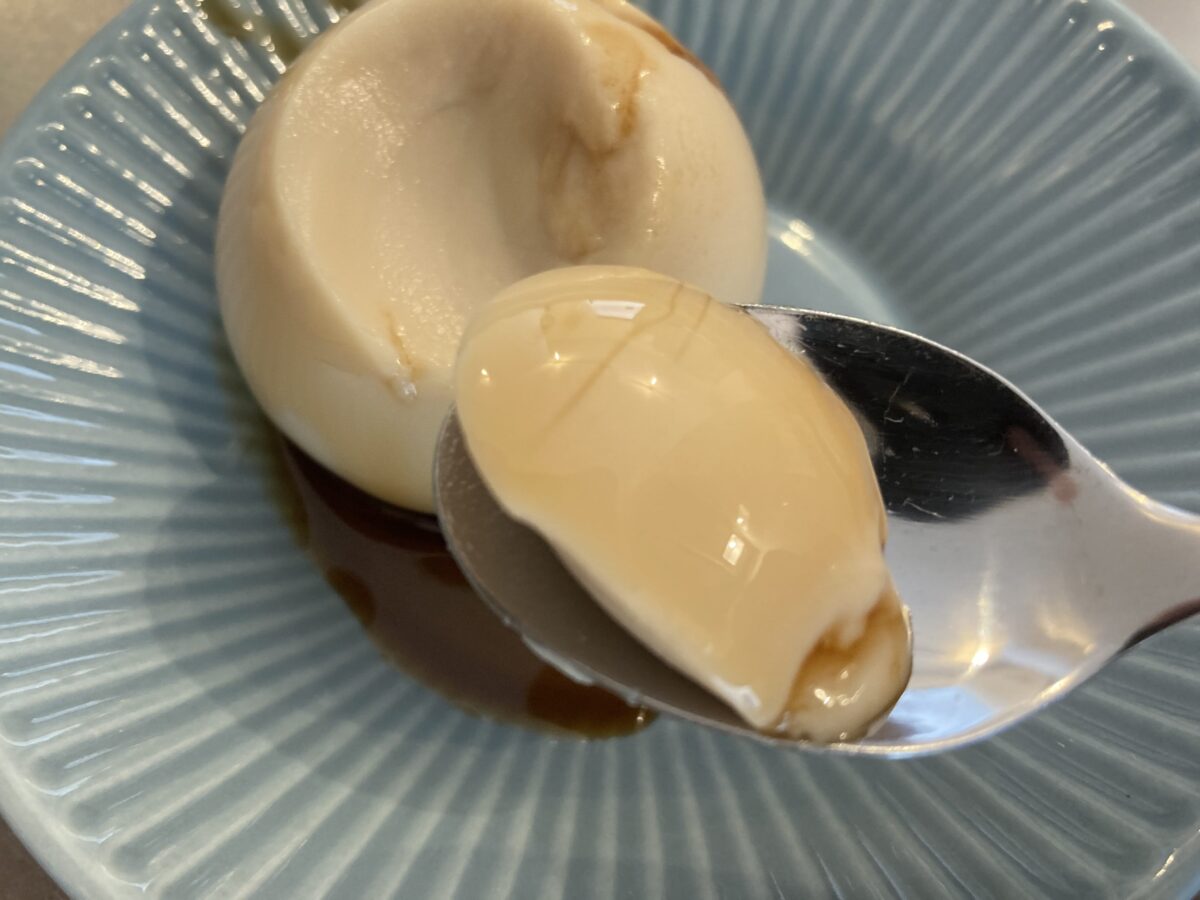 コストコ人気スイーツに新味が登場！牧家ピーチミルクプリンは大人な甘さで美味しい