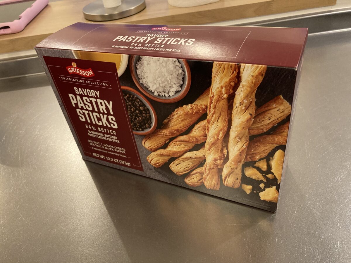 【コストコ新商品】GRIESSONセイボリーペストリースティックアソート登場！